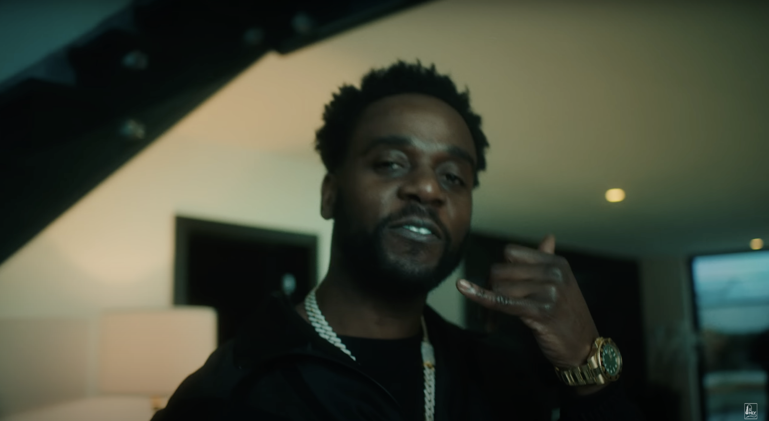 Skrapz announces new album 'Reflection' with visuals for "Intro" - GRM ...