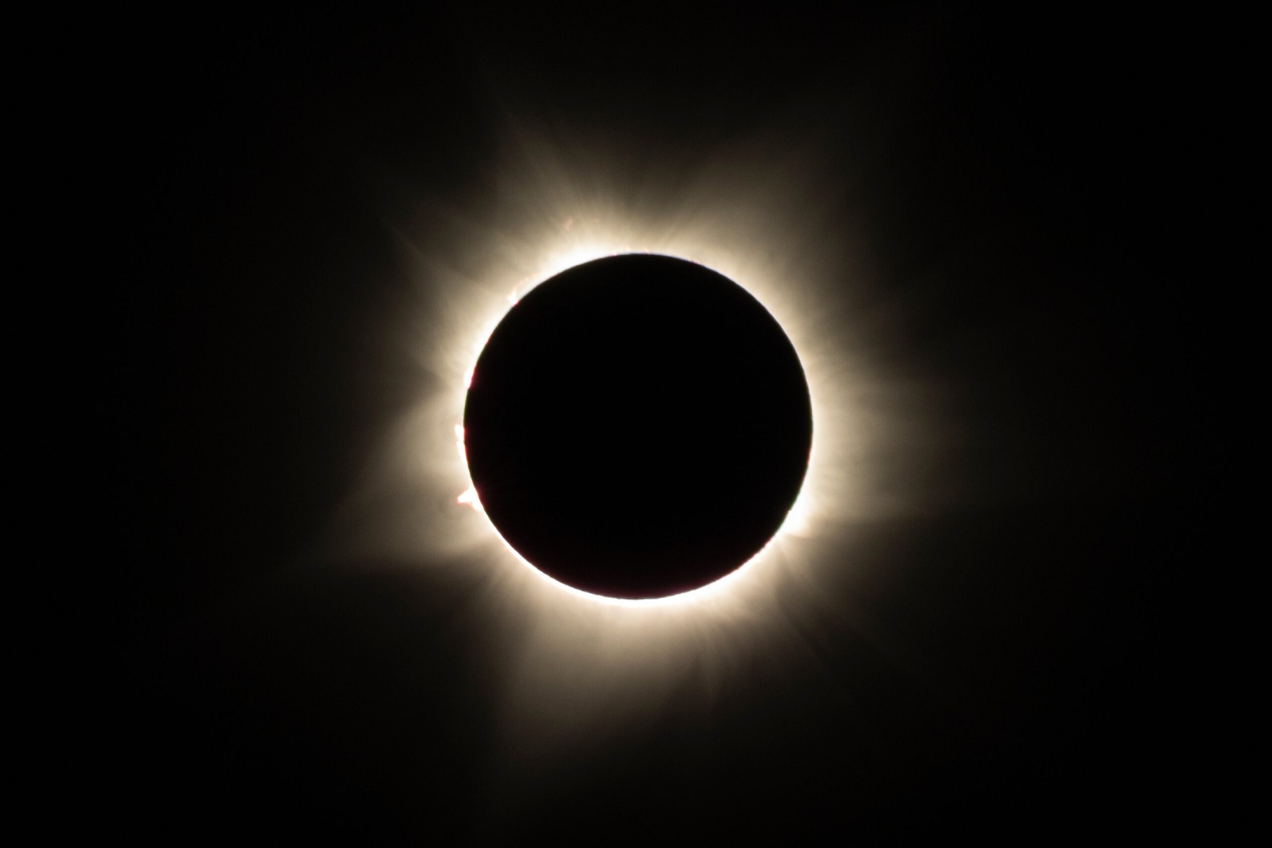 Watch the total eclipse via NASA livestream - GRM Daily