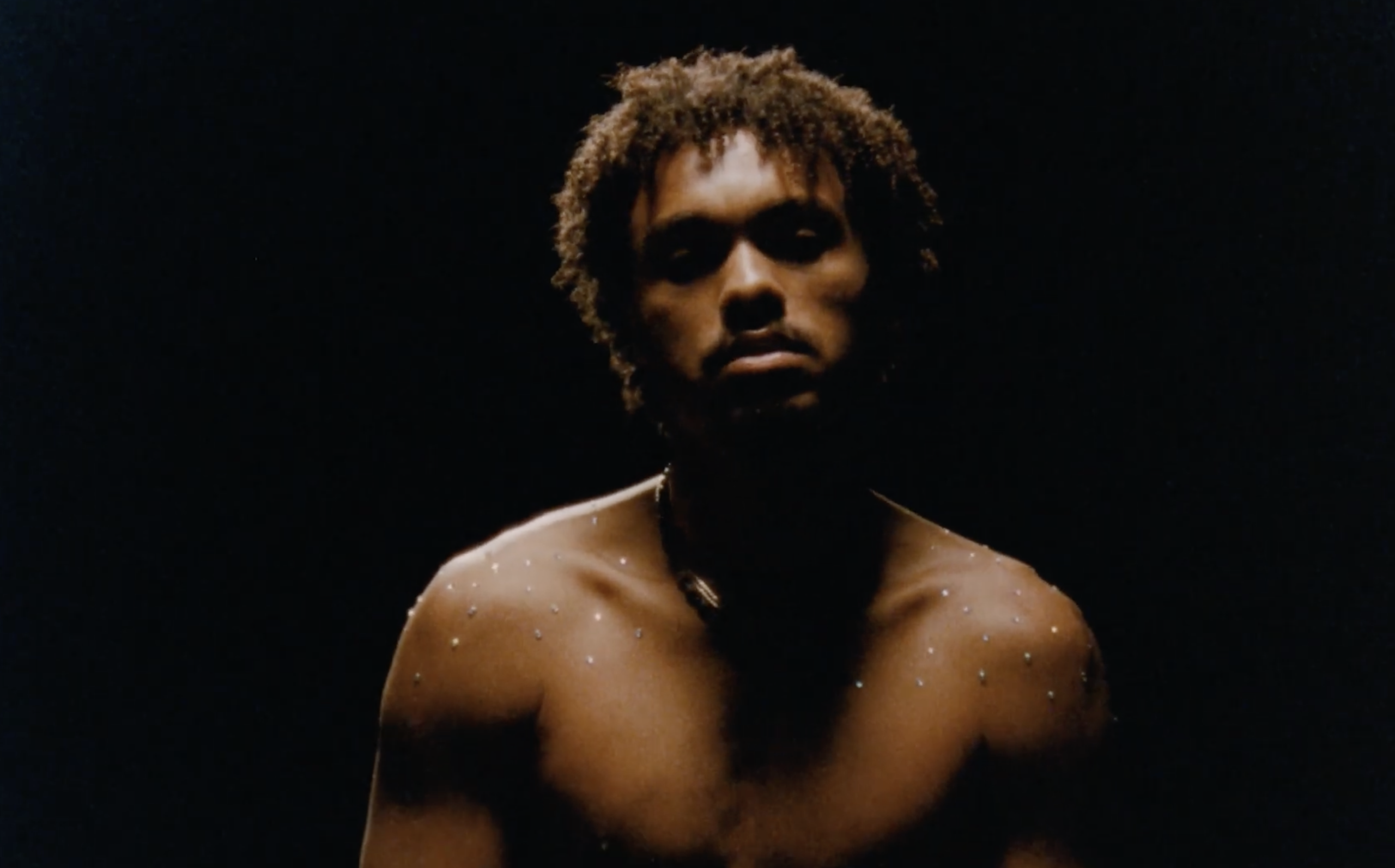 Jesse James Solomon & TenBillion Dreams team up on "Diamond" - GRM Daily