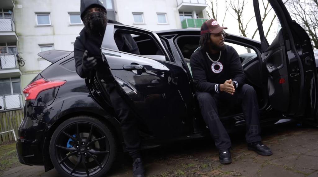 Trizz & M1llionz trade verses on "Hit A Flat" - GRM Daily