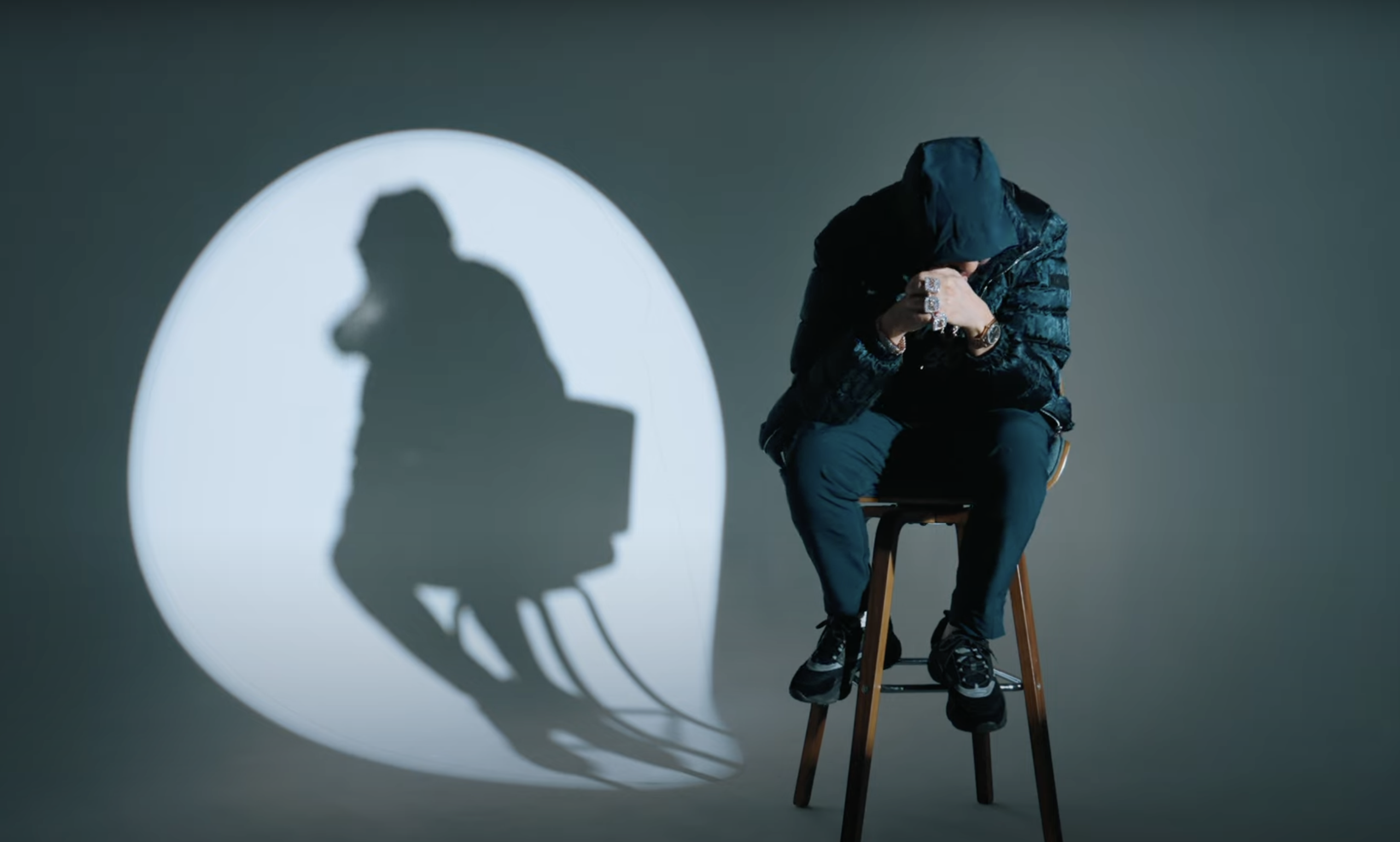 Ay Em drops off smooth "Sign Out' video - GRM Daily