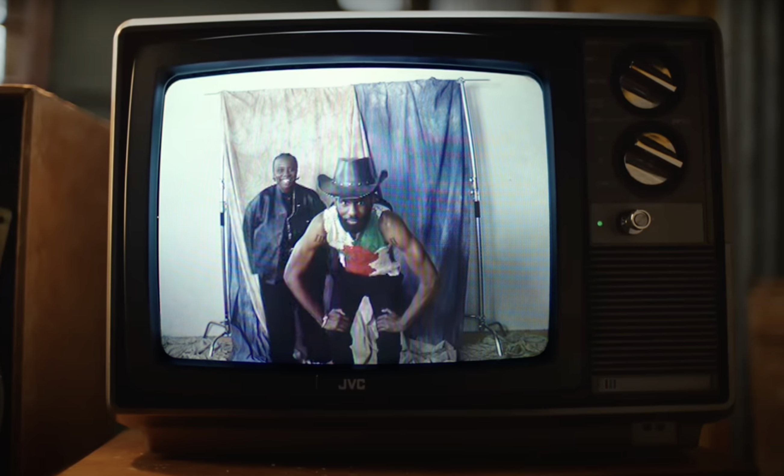 Wretch 32 enlists Teni for new one "Like Home" - GRM Daily